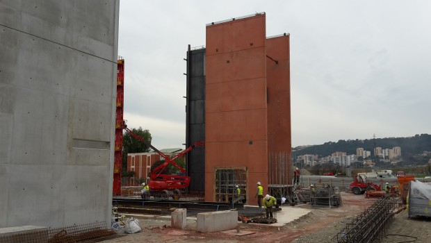 Nice : la nouvelle centrale à béton « caméléon » de Lafarge ...